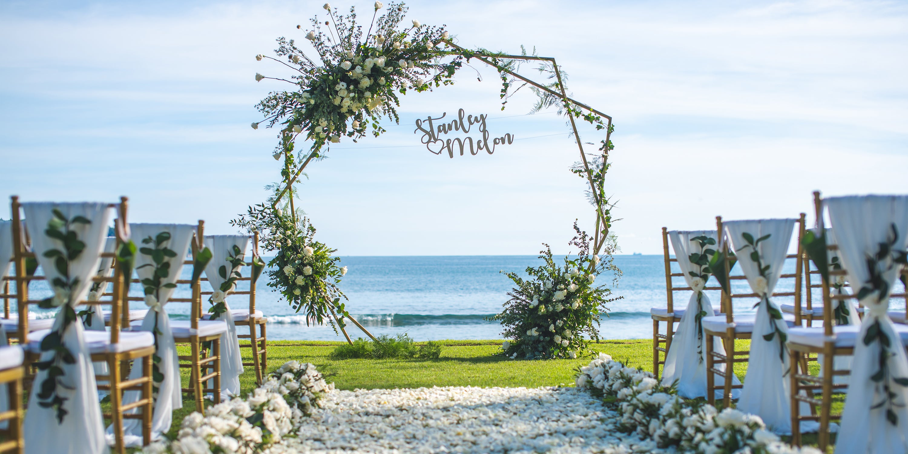 Premium Wedding Flower Walls & Decorations – Ali Flowers